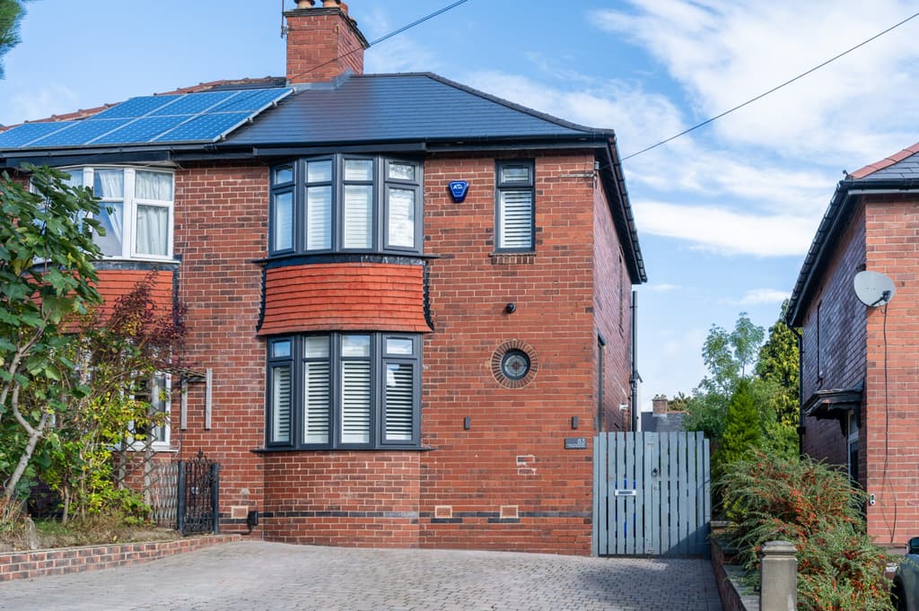 Properties for sale in S8 | Whitehornes Estate Agent